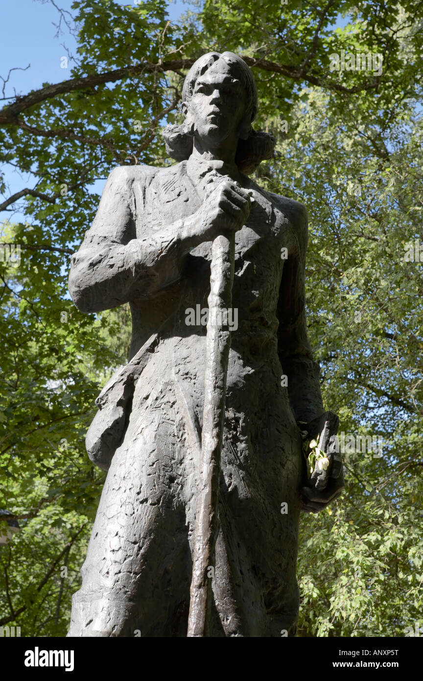 Estonian bronze statue hi-res stock photography and images - Alamy