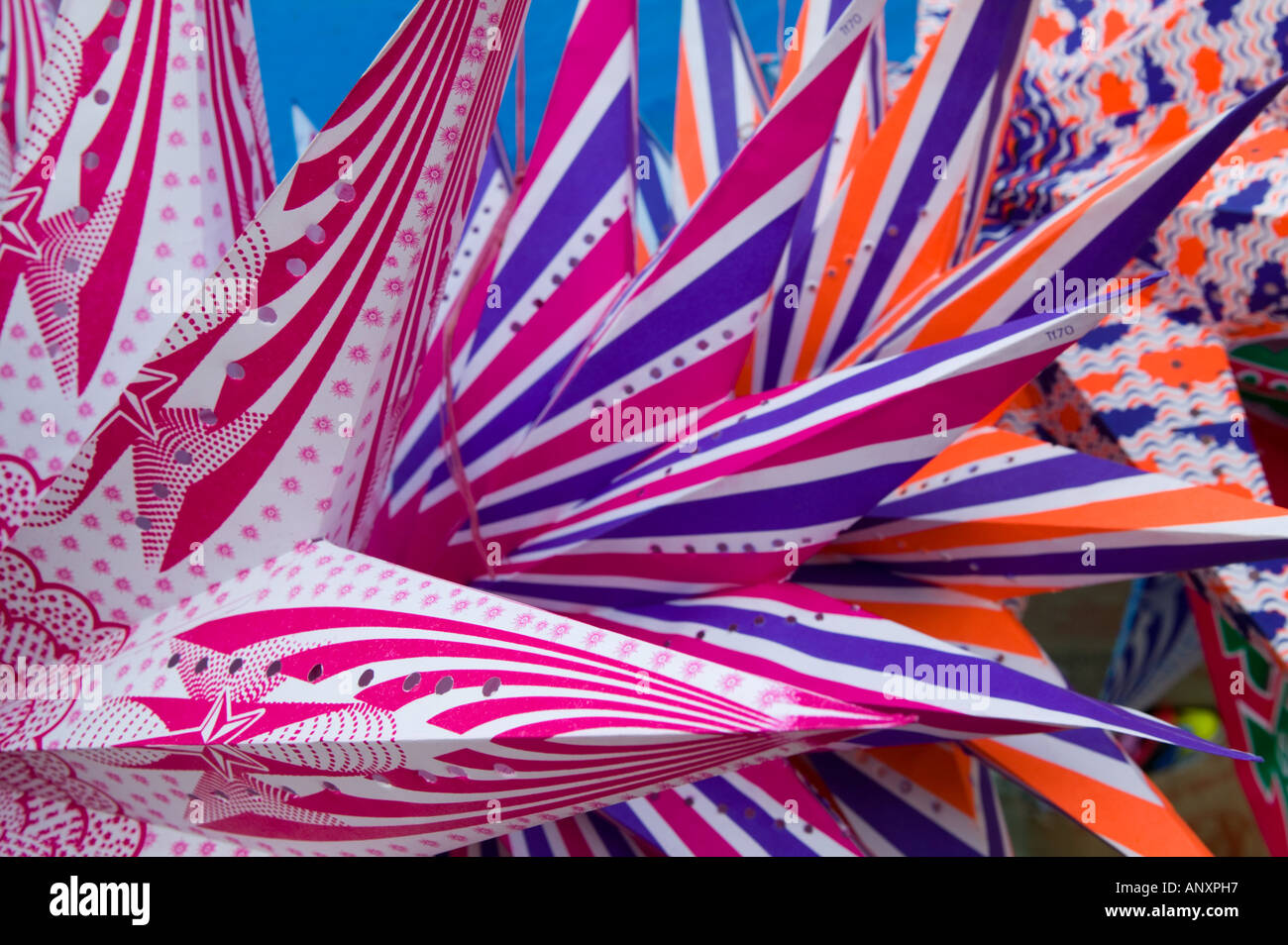 Paper stars india hi-res stock photography and images - Alamy