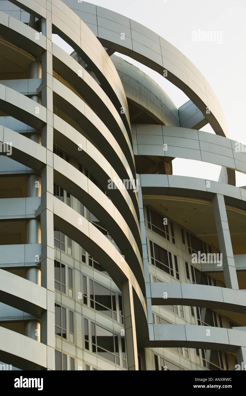 INDIA, Mumbai (Bombay): Colaba Area Architecture: Nathalal Parekh Marg ...