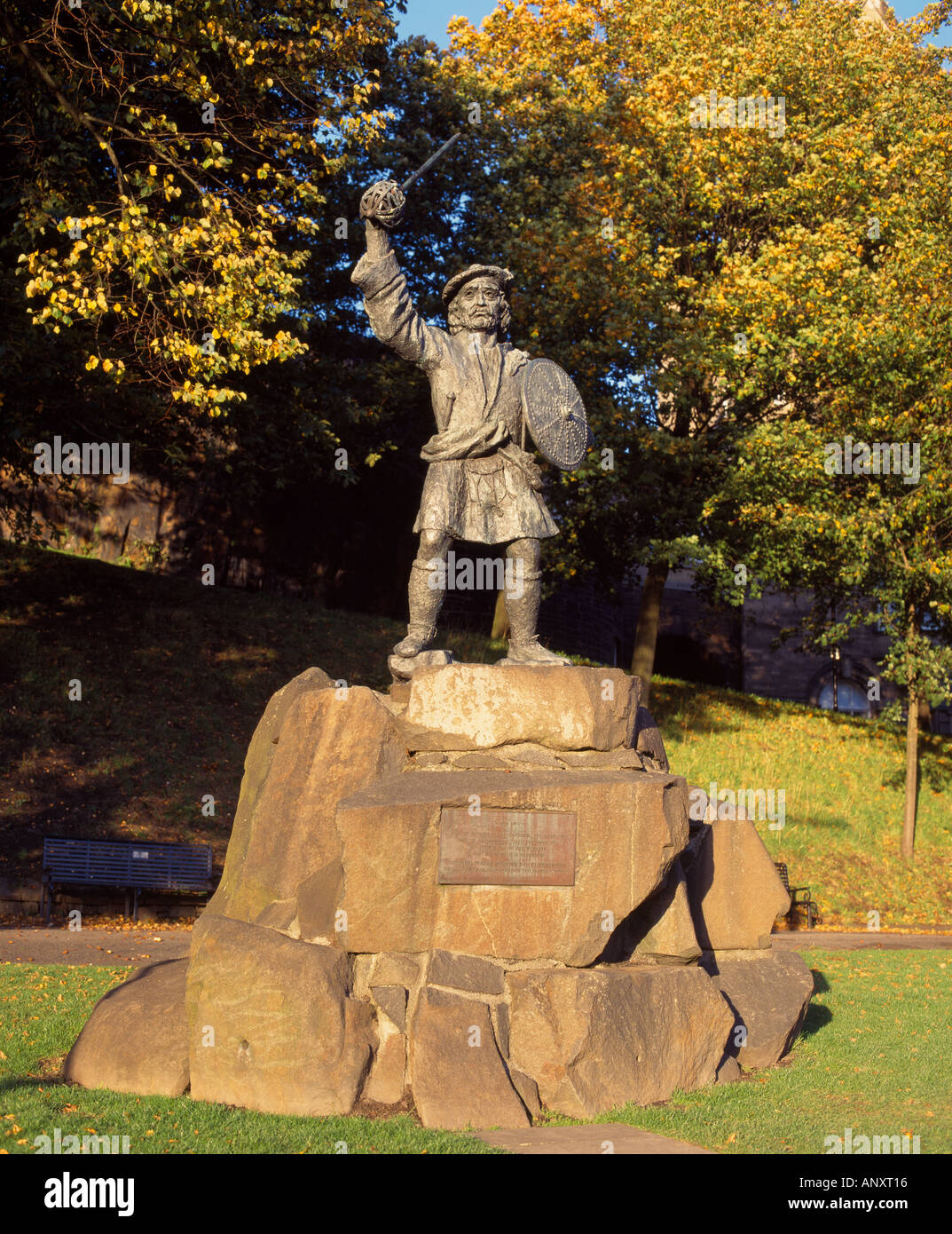Statue of Rob Roy MacGregor, Stirling, Scotland, UK Stock Photo - Alamy