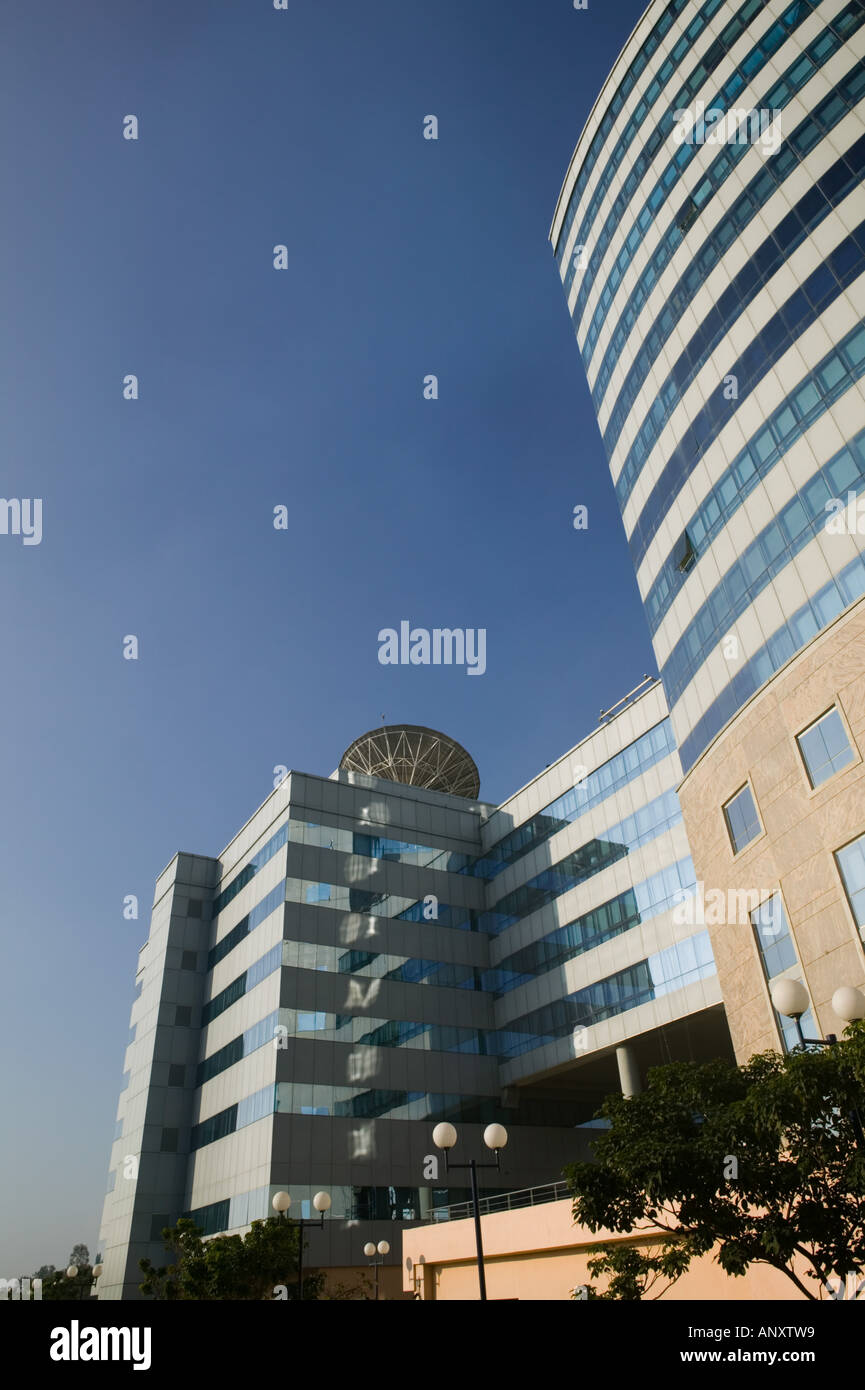 International tech park bangalore hi-res stock photography and images ...