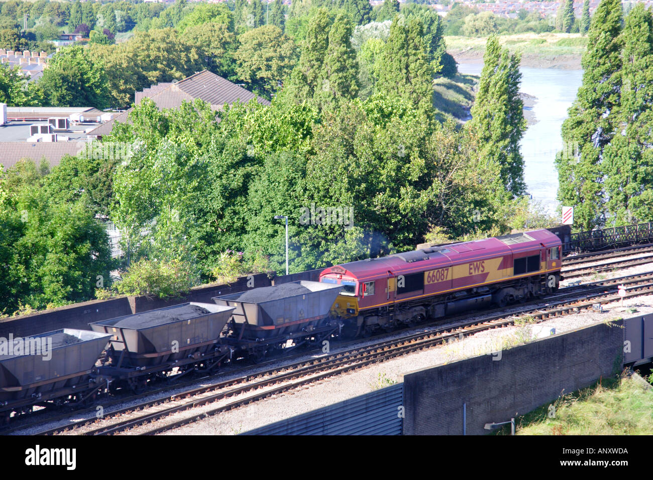 Waterside rail track hi-res stock photography and images - Alamy