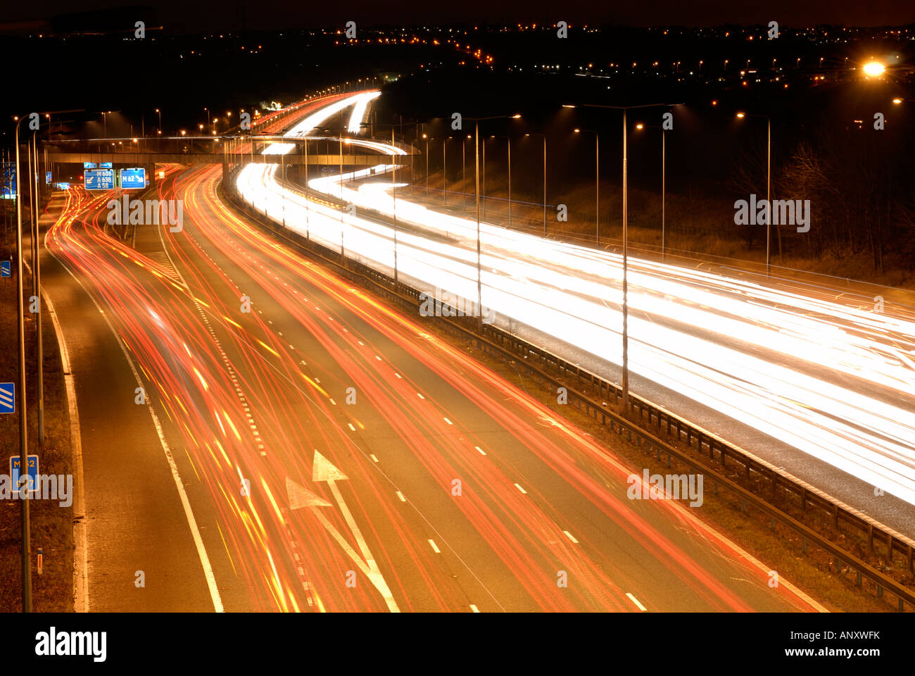 Early evening street lights hi-res stock photography and images - Alamy