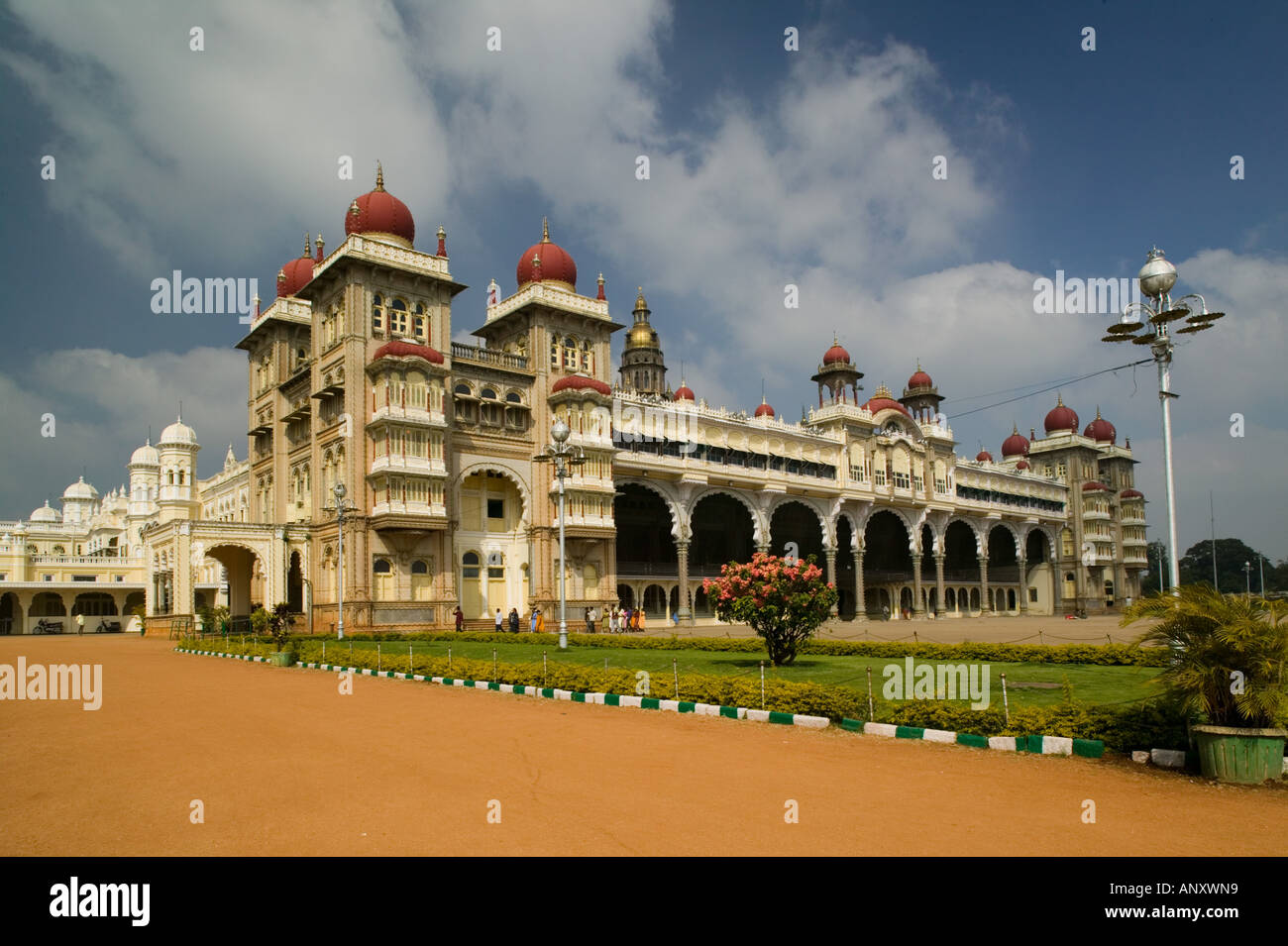 INDIA, Karnataka, Mysore : Maharaja's Palace, (b.1912, English ...