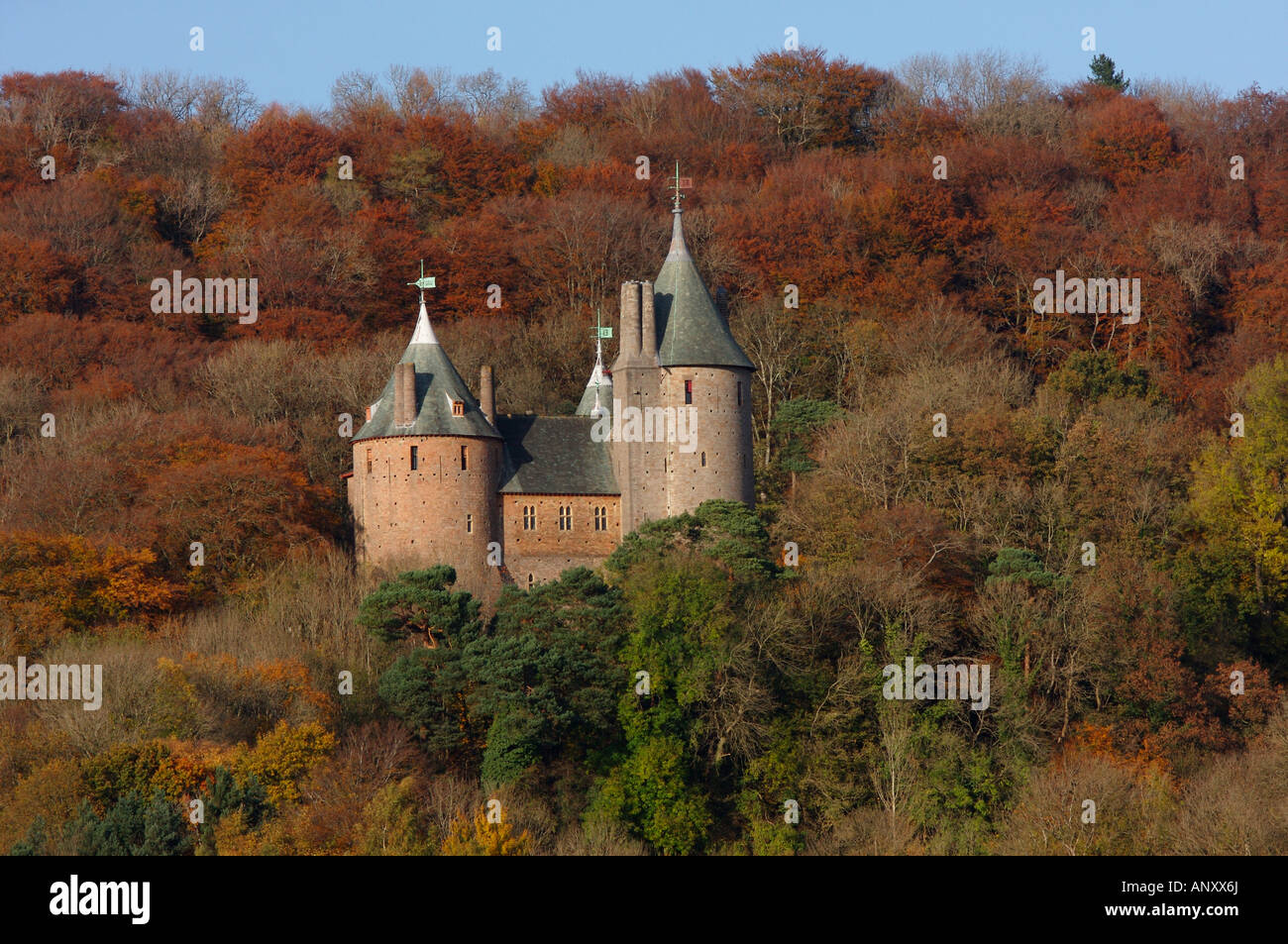 Castell Coch in Autumn Tongwynlais Stock Photo - Alamy