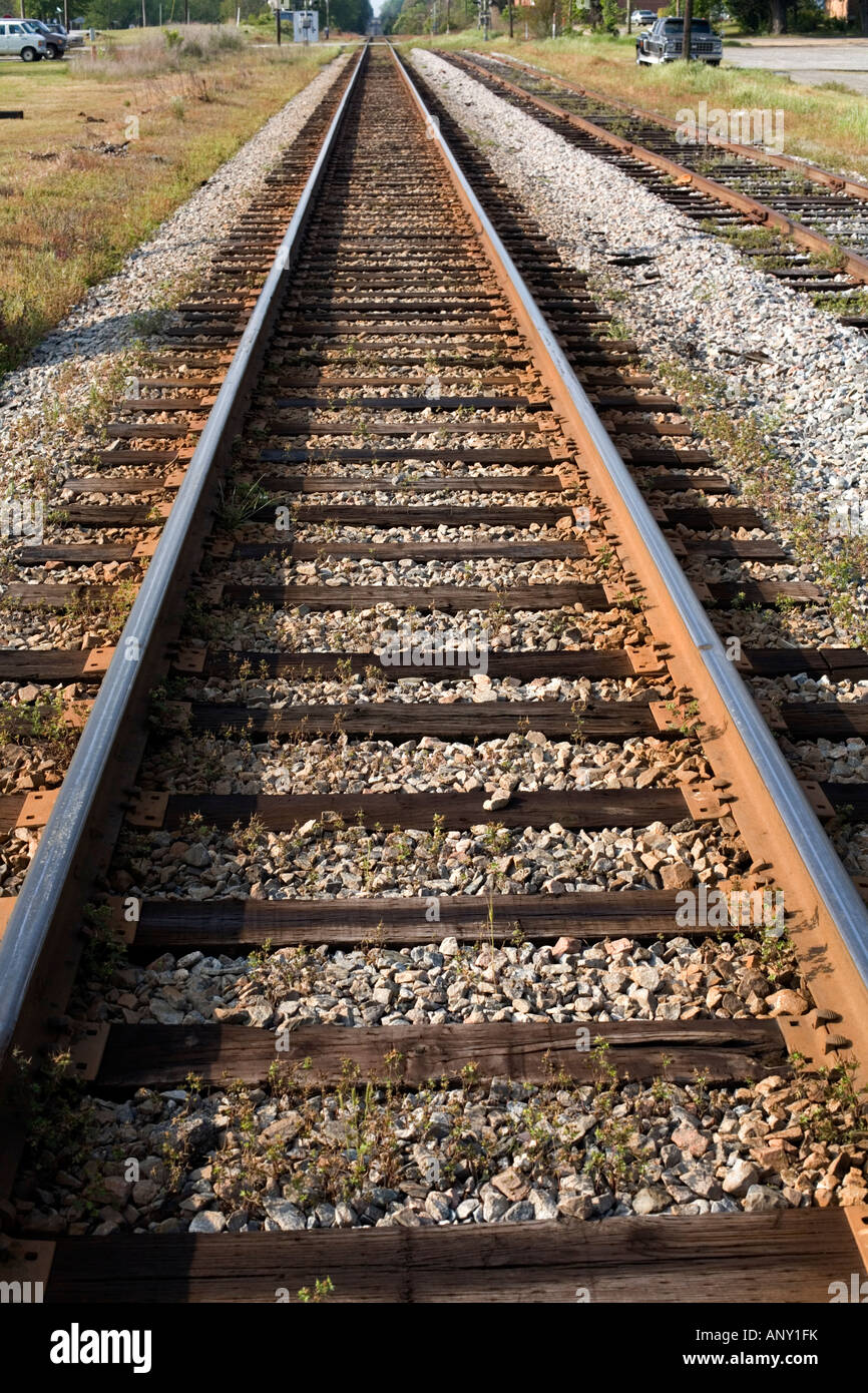 Railroad tracks fading into the horizon Stock Photo - Alamy