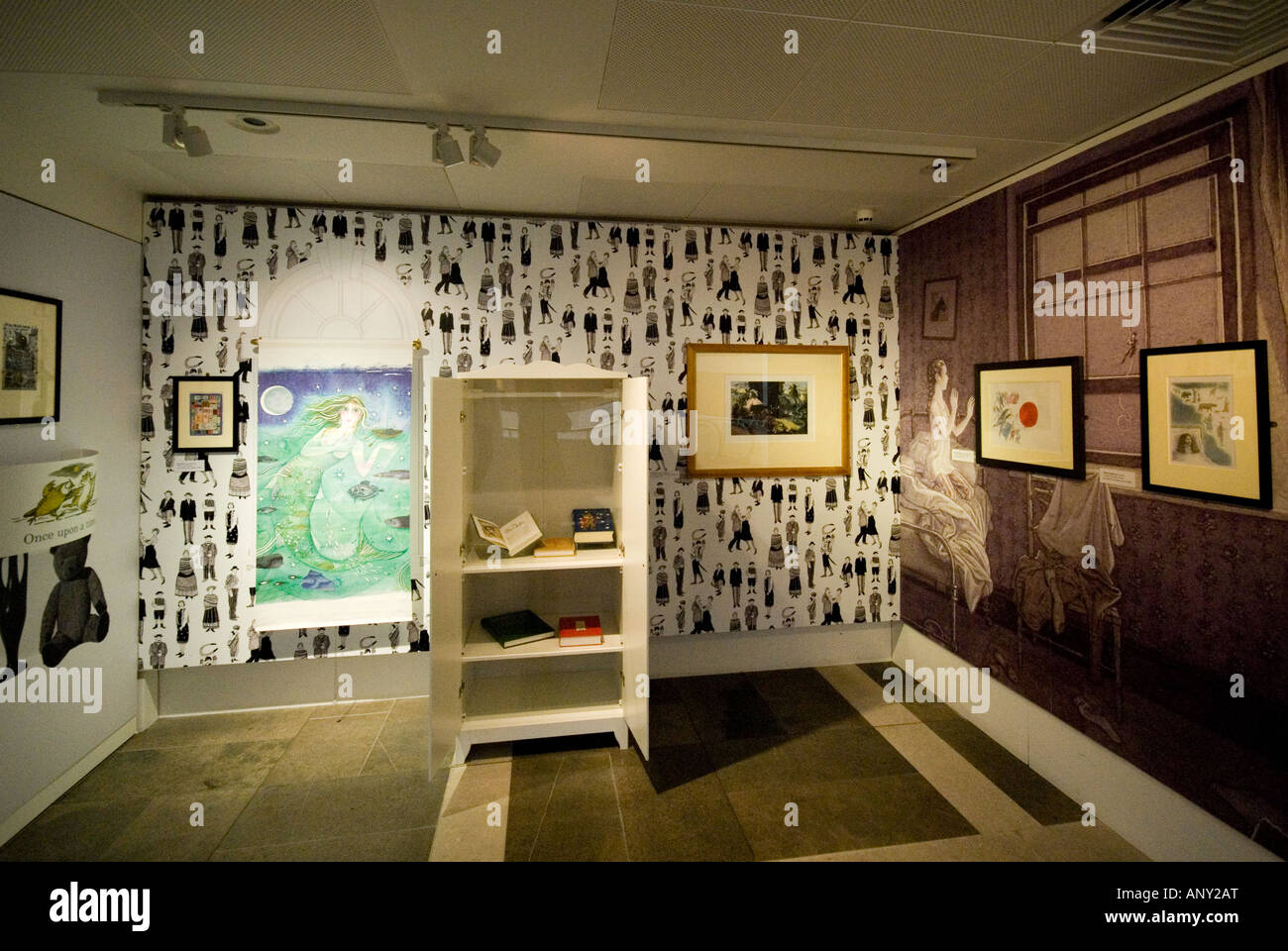 British Library ground floor London Stock Photo - Alamy