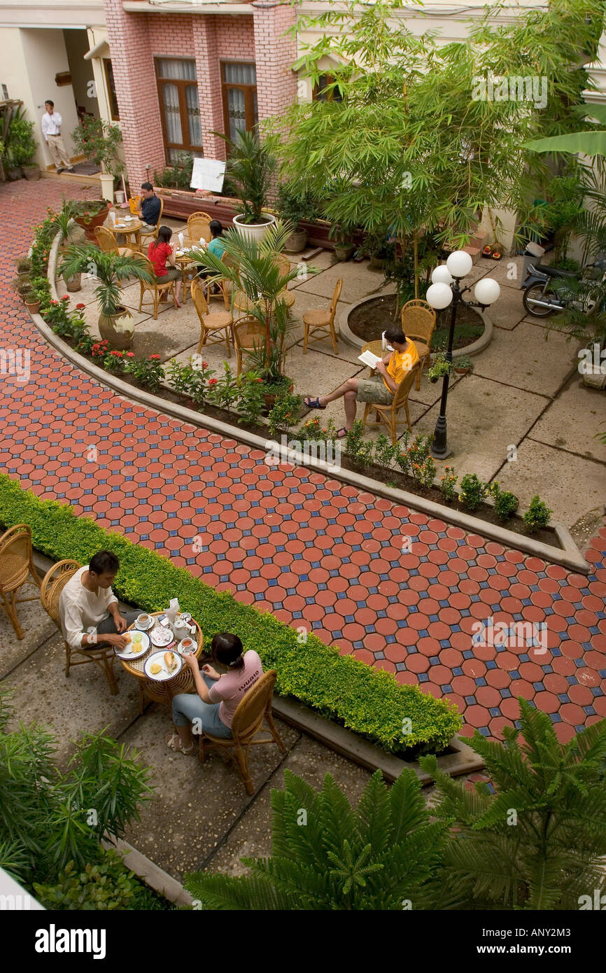 Asia, Laos, Vientiane, Outdoor Restaurant Stock Photo - Alamy