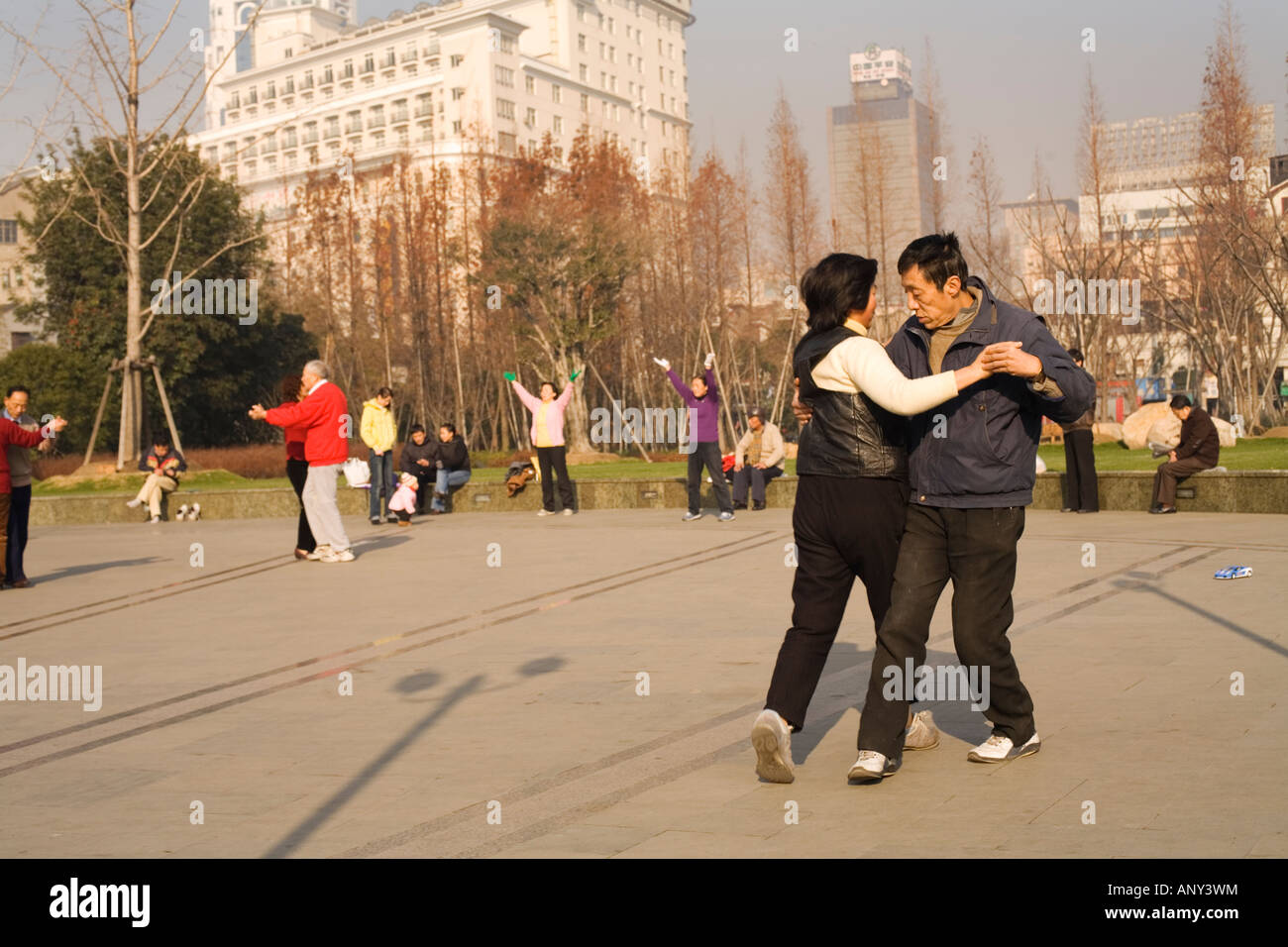 Dancing outdoors. Shanghai, Peoples' Republic of China Stock Photo - Alamy
