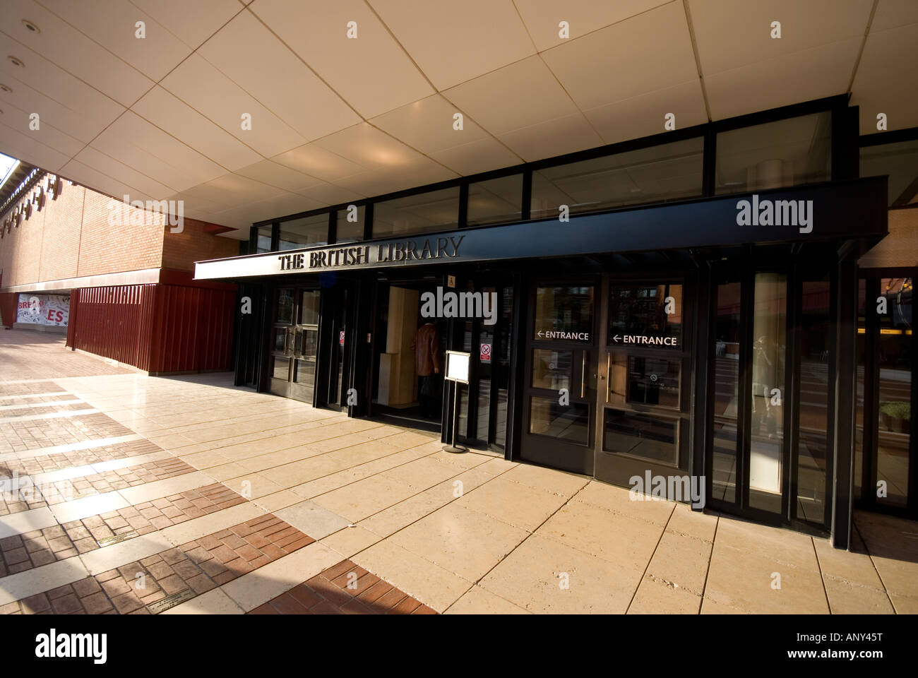 British Library Entrance London Stock Photo - Alamy