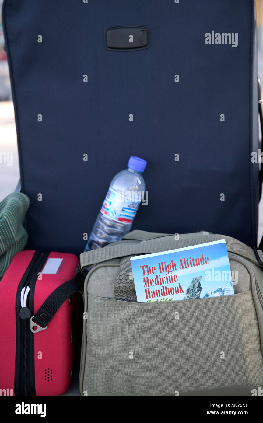 High altitude handbook, Tangula Express / Sky Train, from Golmud ...