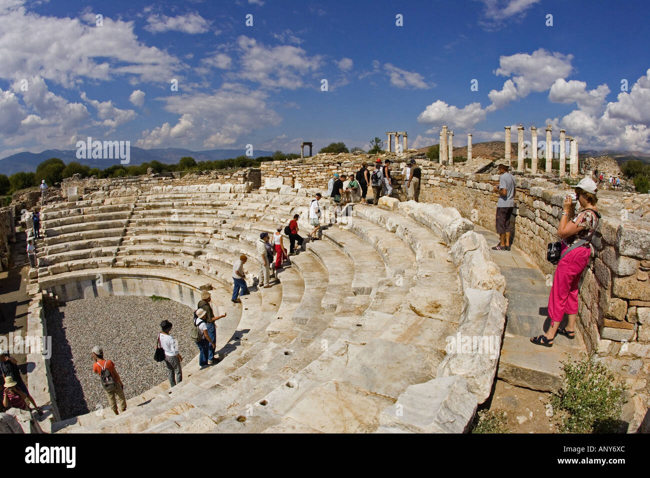 Maeander shape hi-res stock photography and images - Alamy