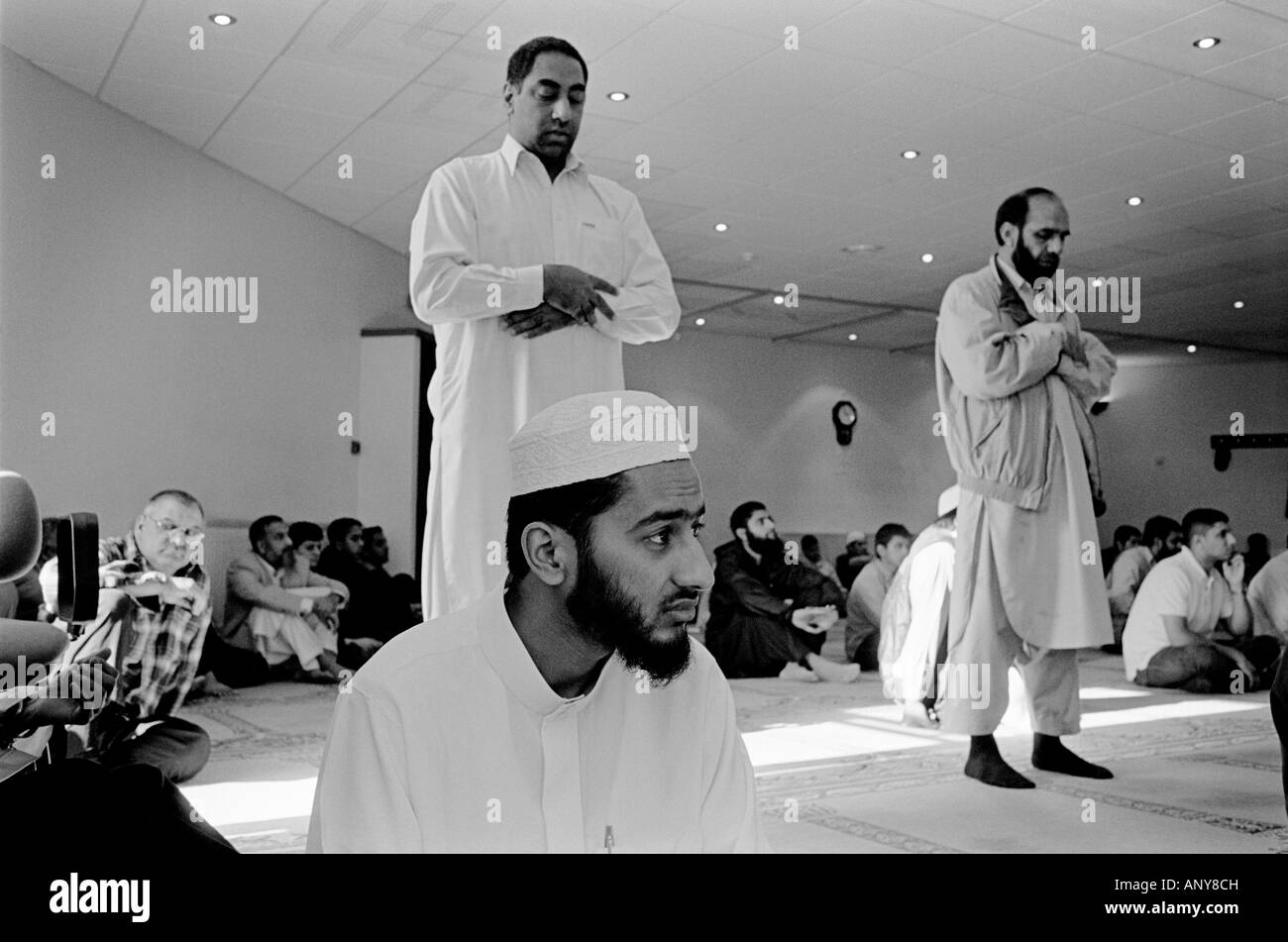 Muslim praying mosque Black and White Stock Photos & Images - Alamy