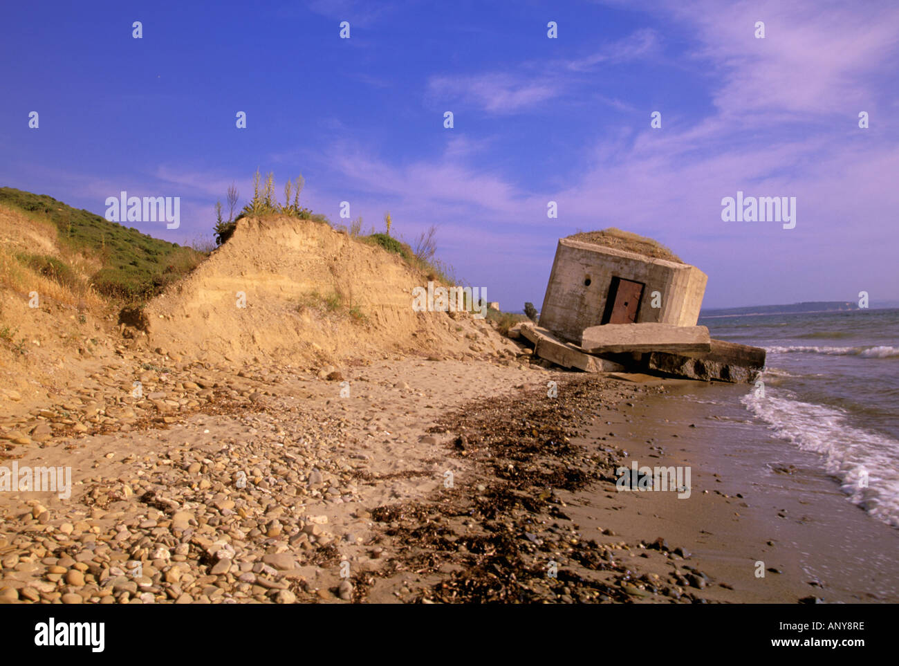 Ww1 pillbox hi-res stock photography and images - Alamy