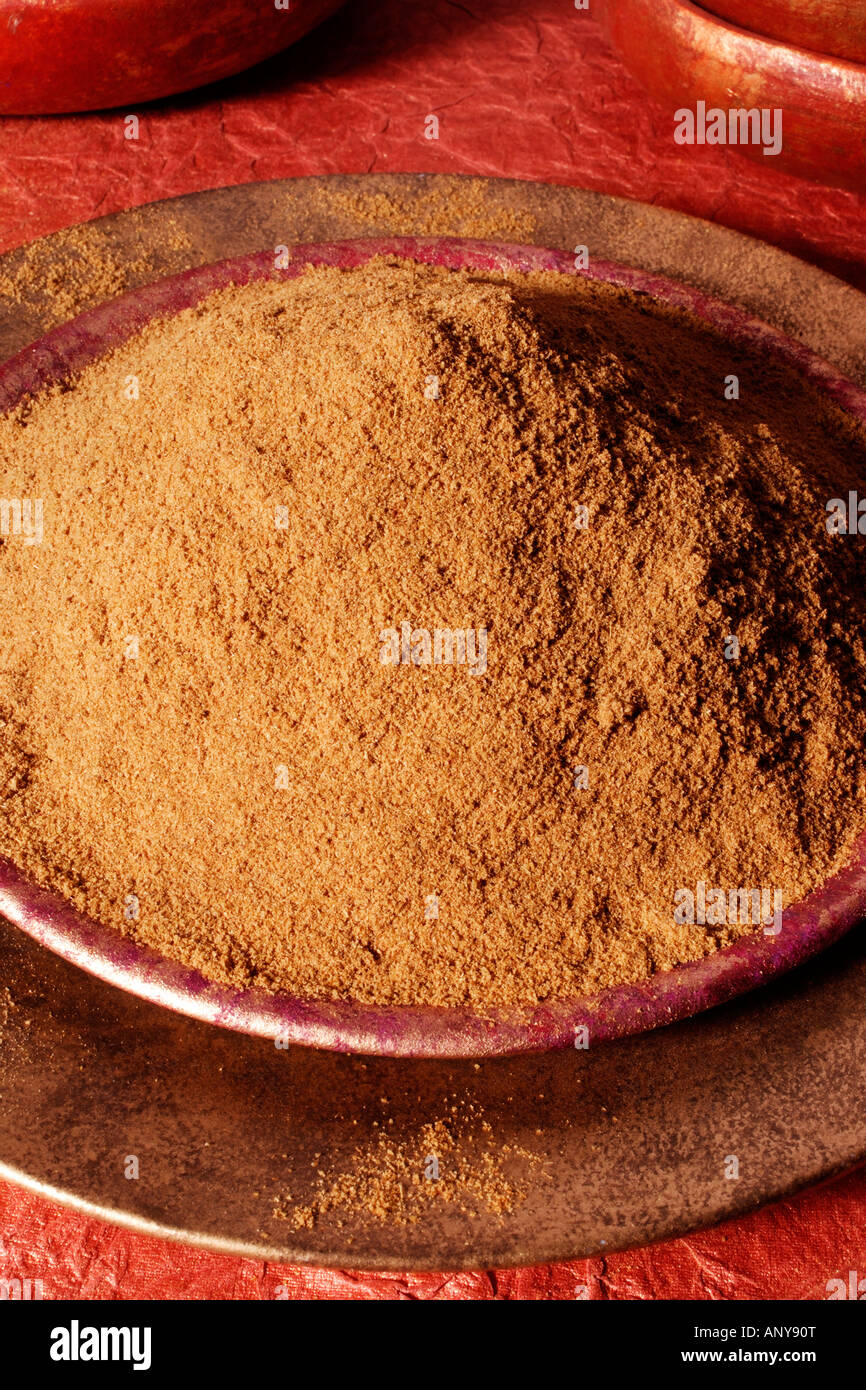 BOWL OF CUMIN POWDER Stock Photo - Alamy