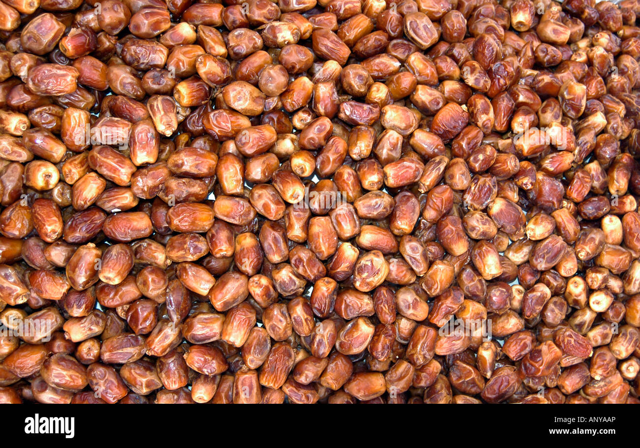 DATES ON MARKET STALL Stock Photo - Alamy