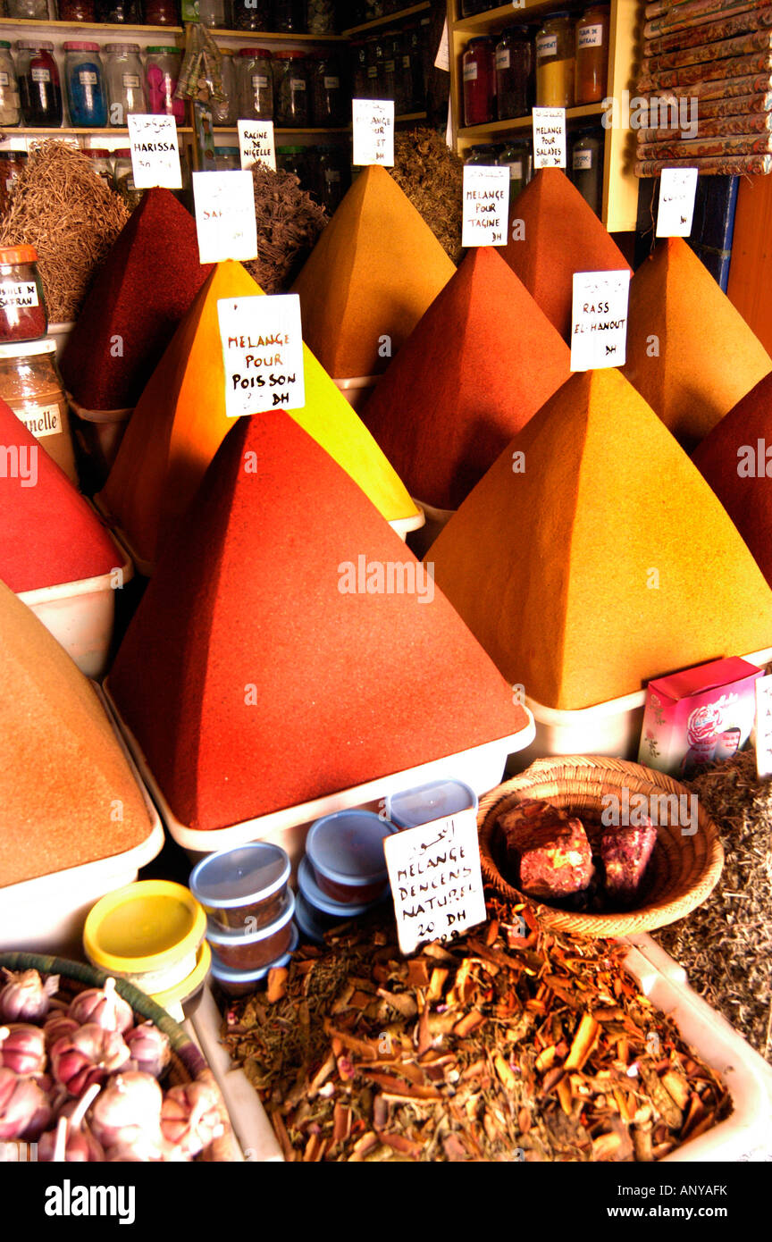 MOROCCAN SPICE STALL Stock Photo - Alamy
