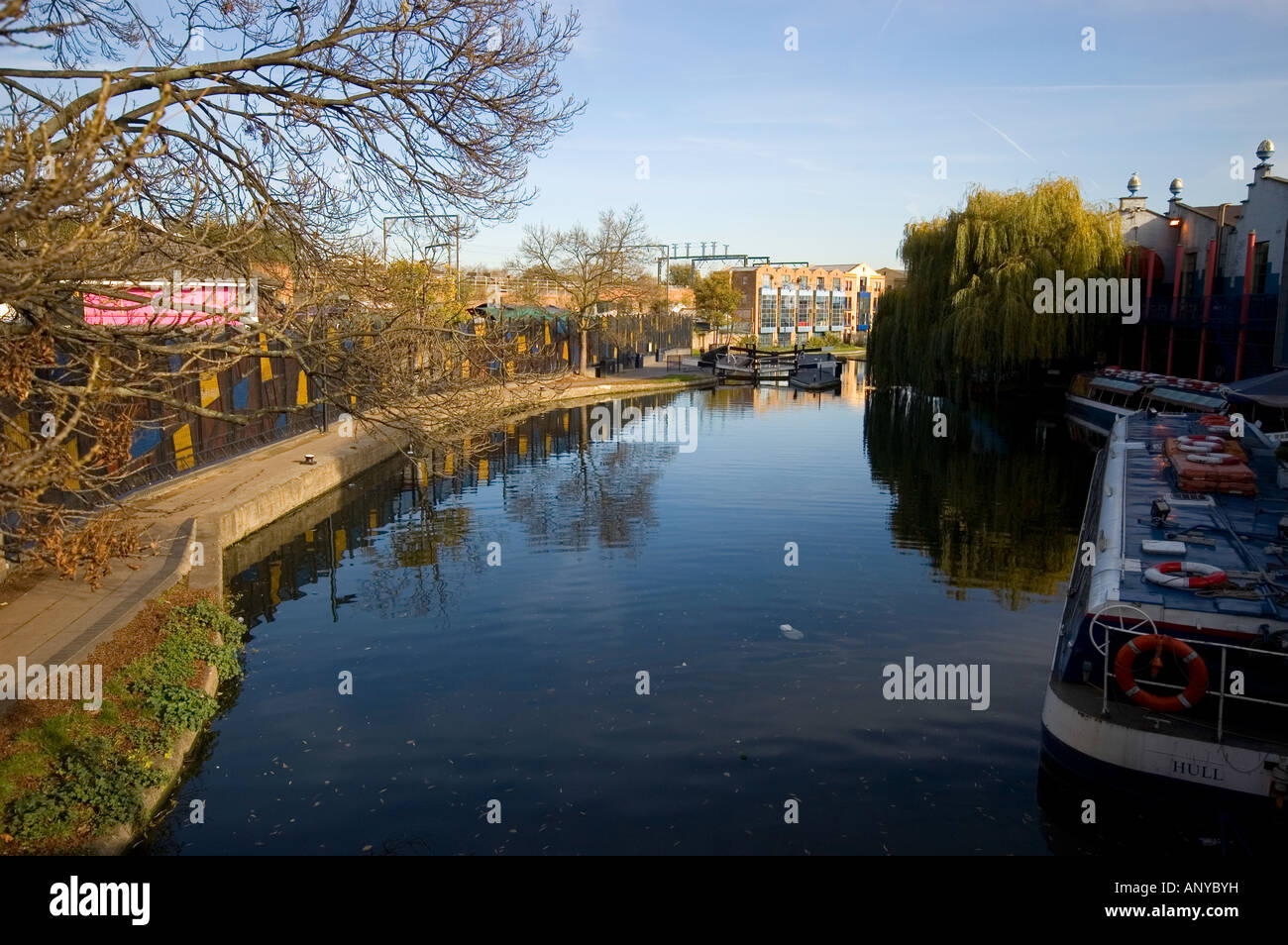 camden town river London Stock Photo - Alamy