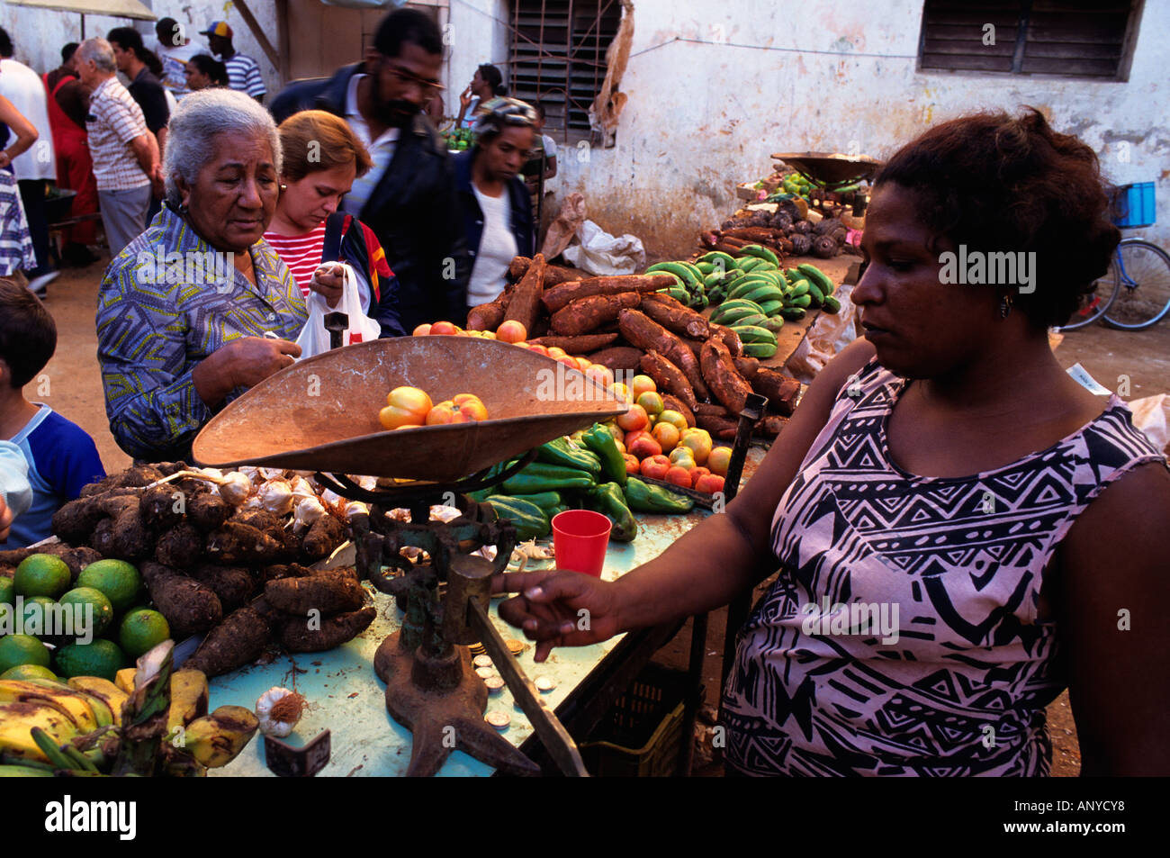 Cuba, La Habana, Market Stock Photo - Alamy