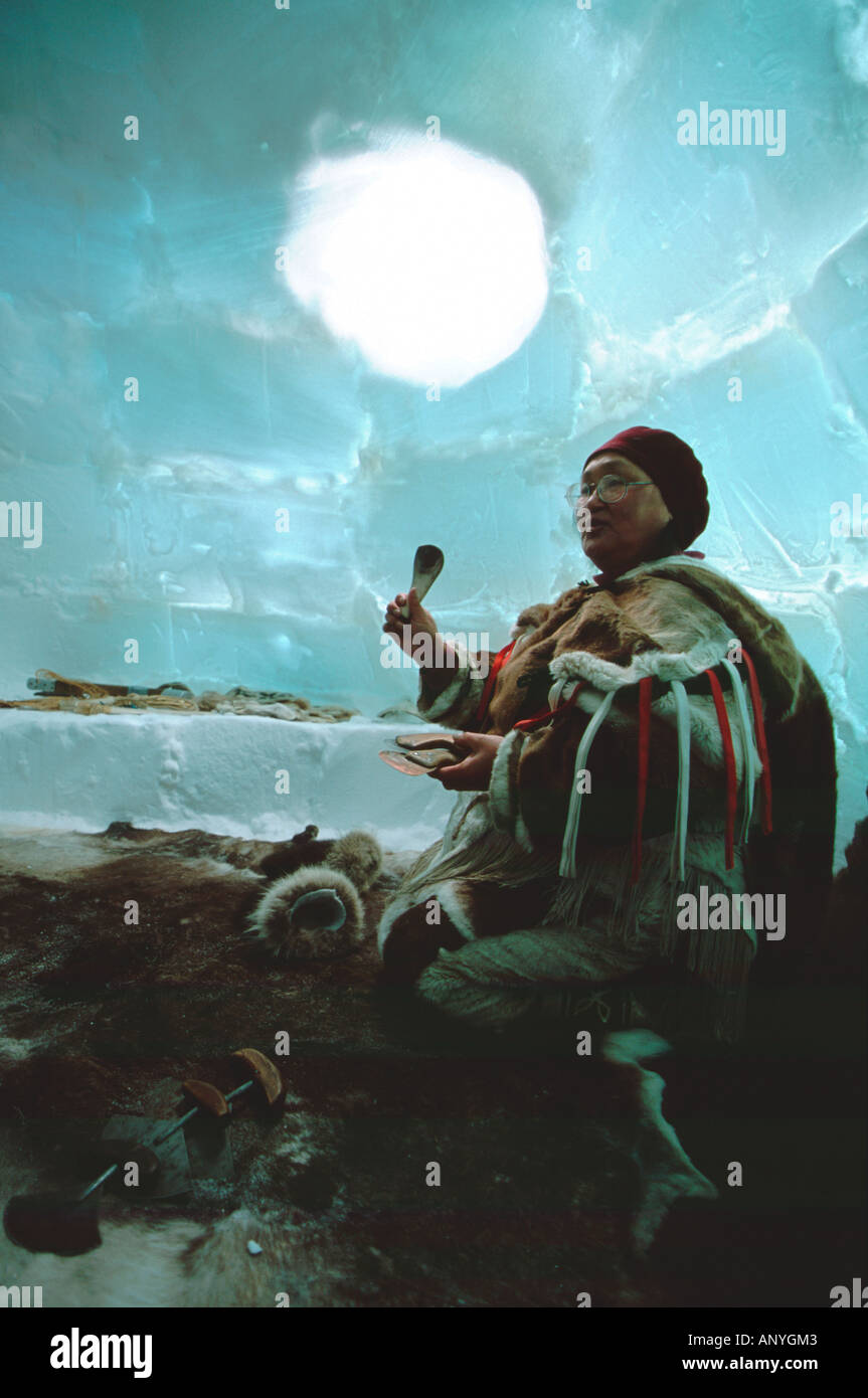 Inuit igloo hi-res stock photography and images - Alamy