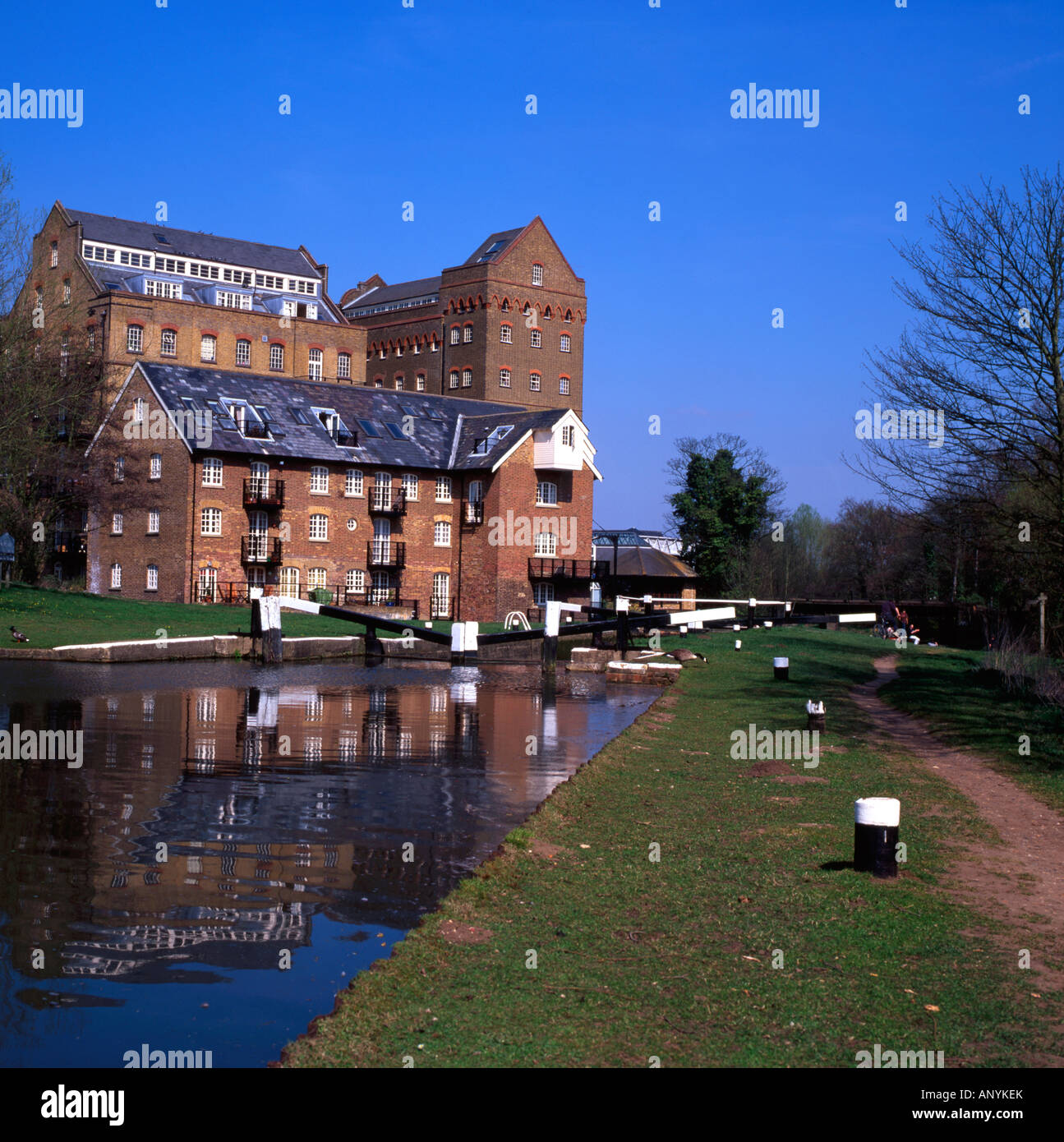 Of addlestone High Resolution Stock Photography and Images - Alamy
