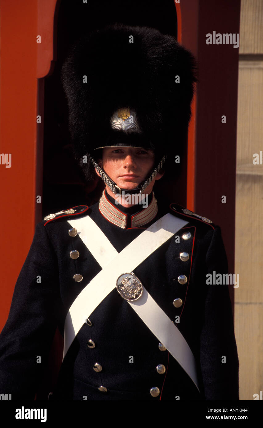 Denmark, Copenhagen, Amalienborg. Royal Guard Stock Photo - Alamy