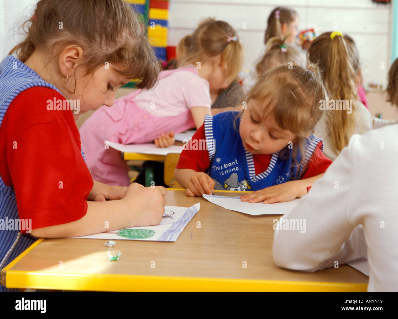 Drowing hi-res stock photography and images - Alamy