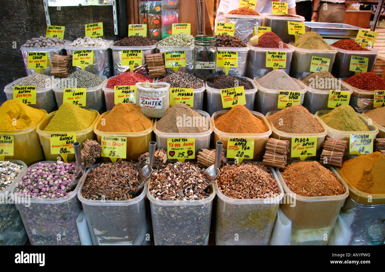 spice display at local market Stock Photo - Alamy