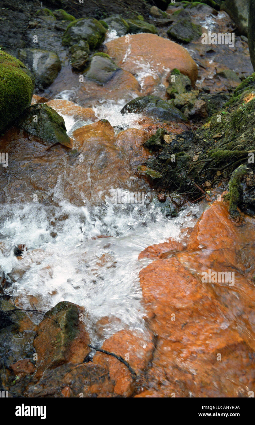 Plummeting rocks hi-res stock photography and images - Alamy