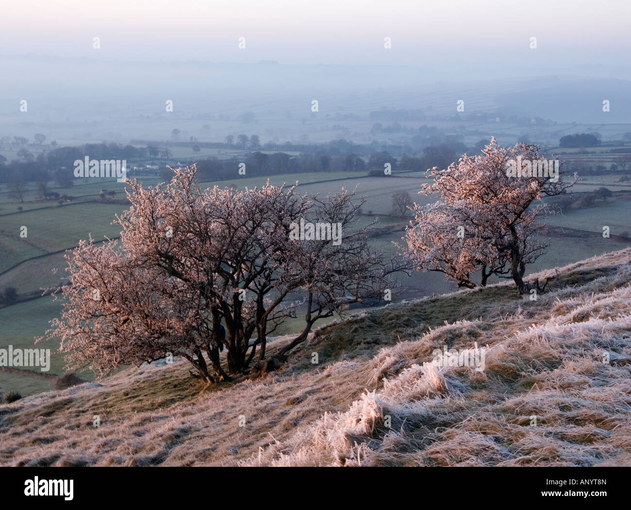 Longstone Edge In The Peak District High Resolution Stock Photography ...