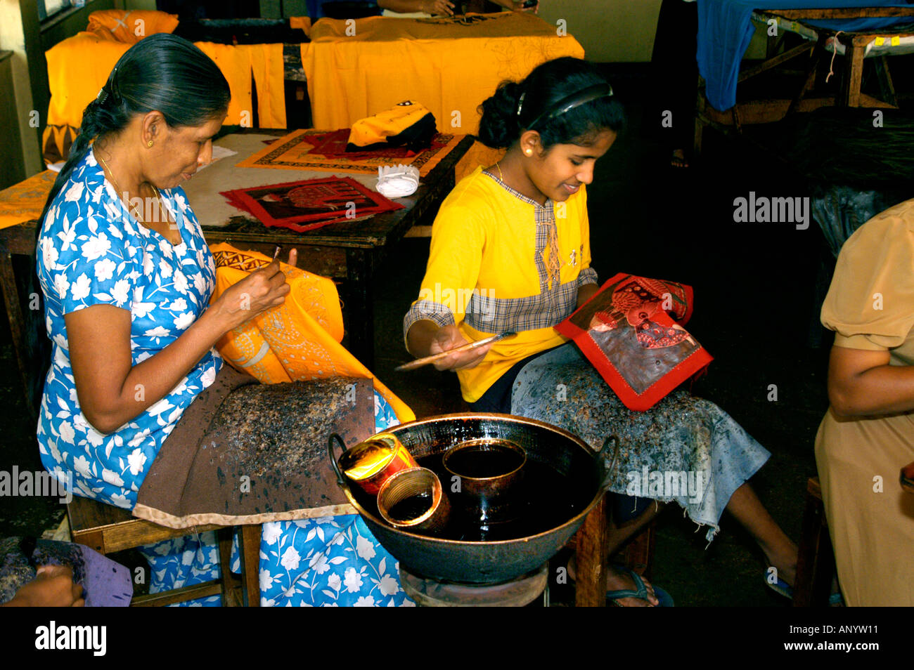 Batik Cloth work Sri Lanka Asia women woman Stock Photo - Alamy