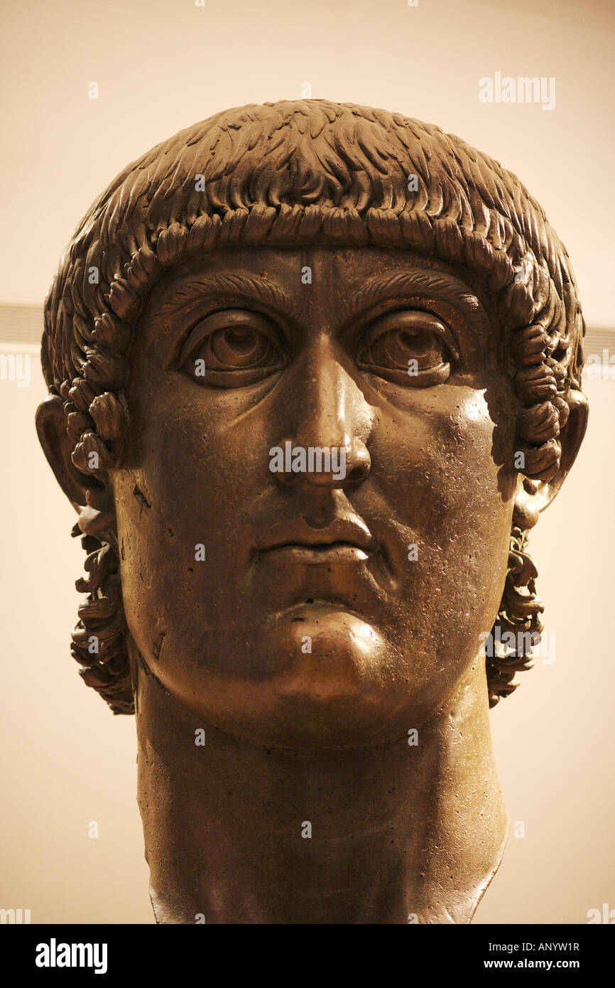 Colossal bronze statue of Constantine, Capitoline Museum, Musei ...
