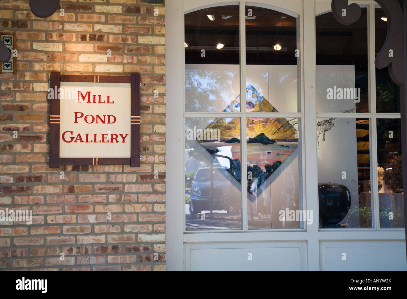 Retail art hi-res stock photography and images - Alamy