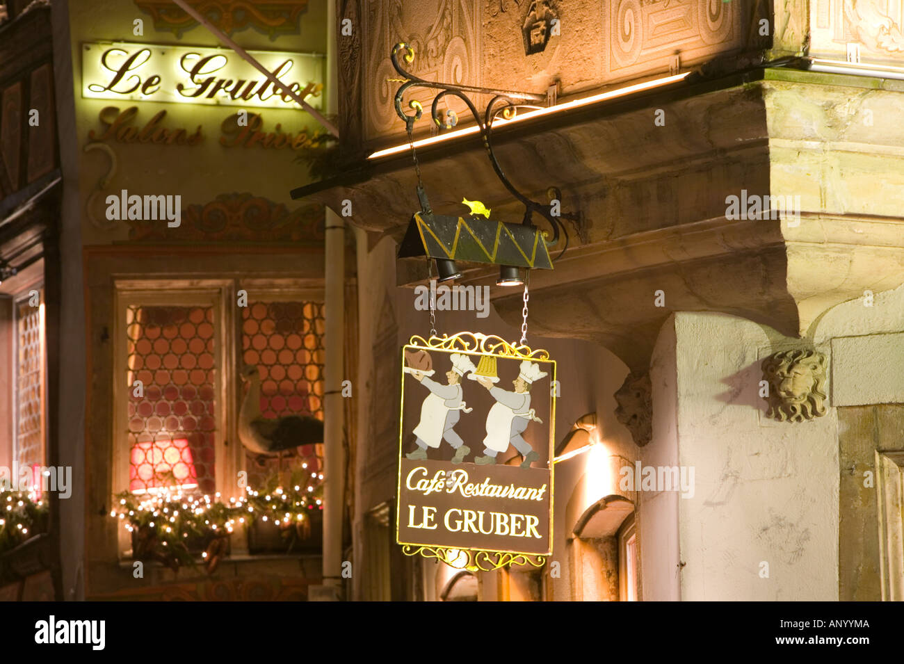 FRANCE, Alsace (Haut Rhin), Strasbourg: Grande Ile, Old Town, Le Gruber ...