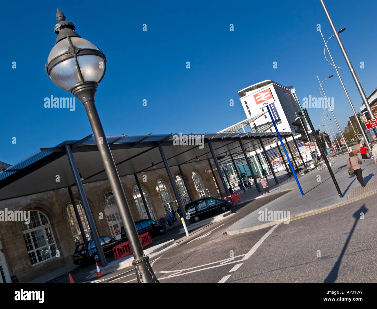 Paragon interchange railway station hi-res stock photography and images ...