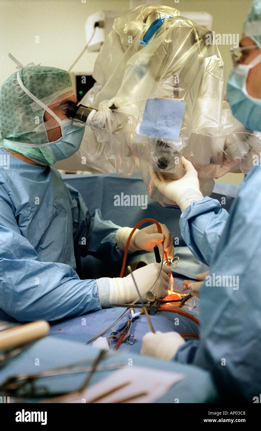 Spinal surgery operating room hi-res stock photography and images - Alamy