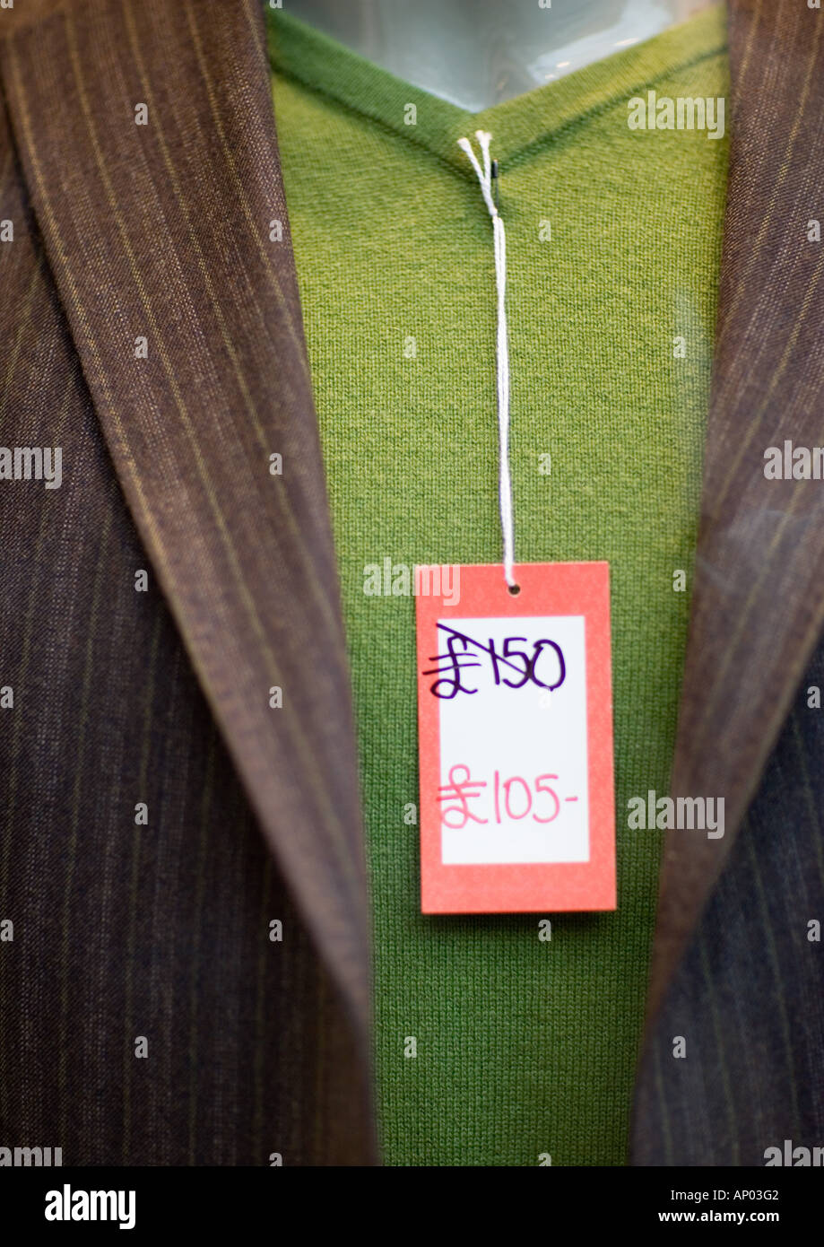 Reduced price tag hi-res stock photography and images - Alamy