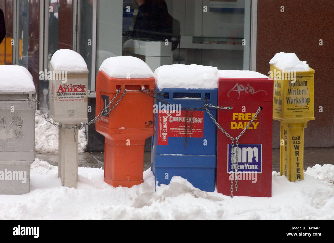 Newspaper distribution hi-res stock photography and images - Alamy