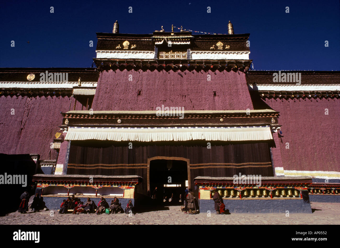Sakya Monastery pilgrims Sakya Tibet Stock Photo - Alamy