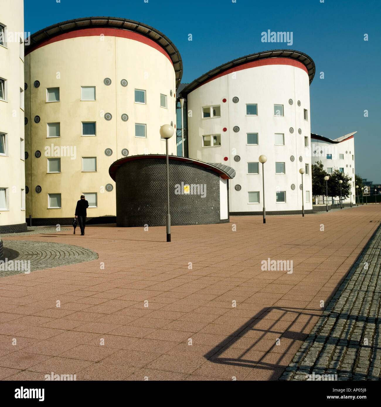 University east london uel docklands hi-res stock photography and ...