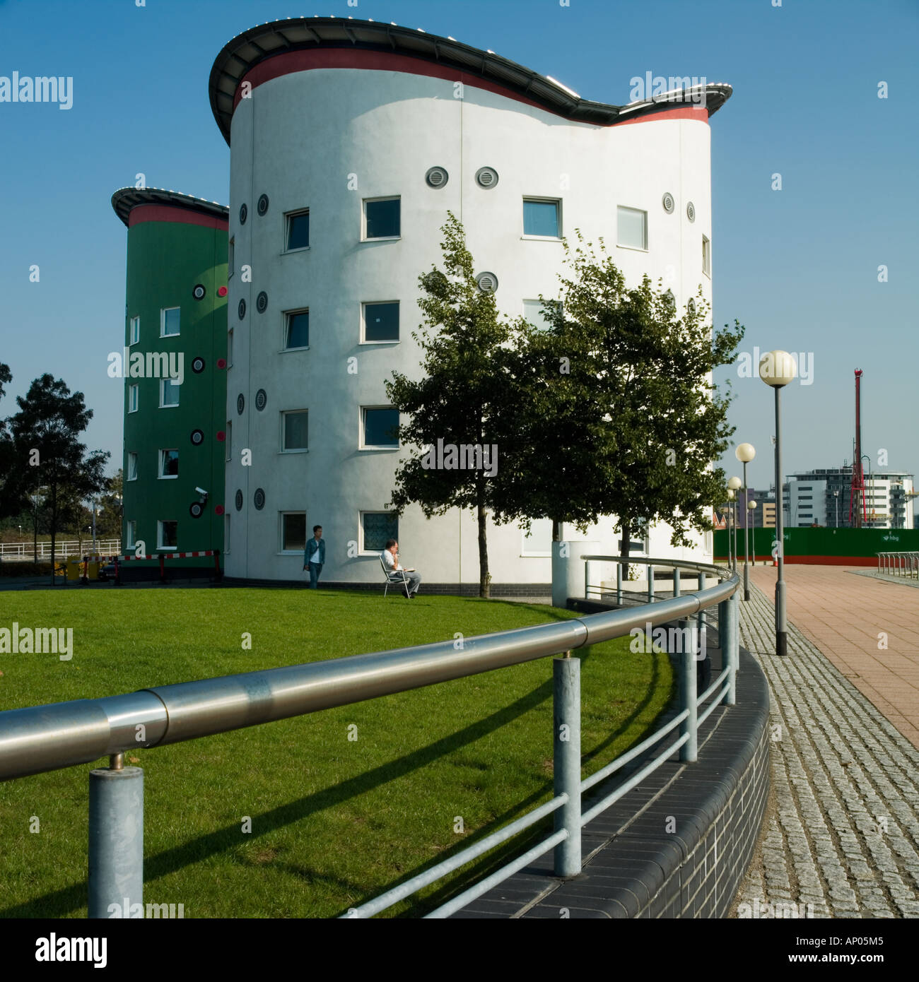 University east london uel docklands hi-res stock photography and ...