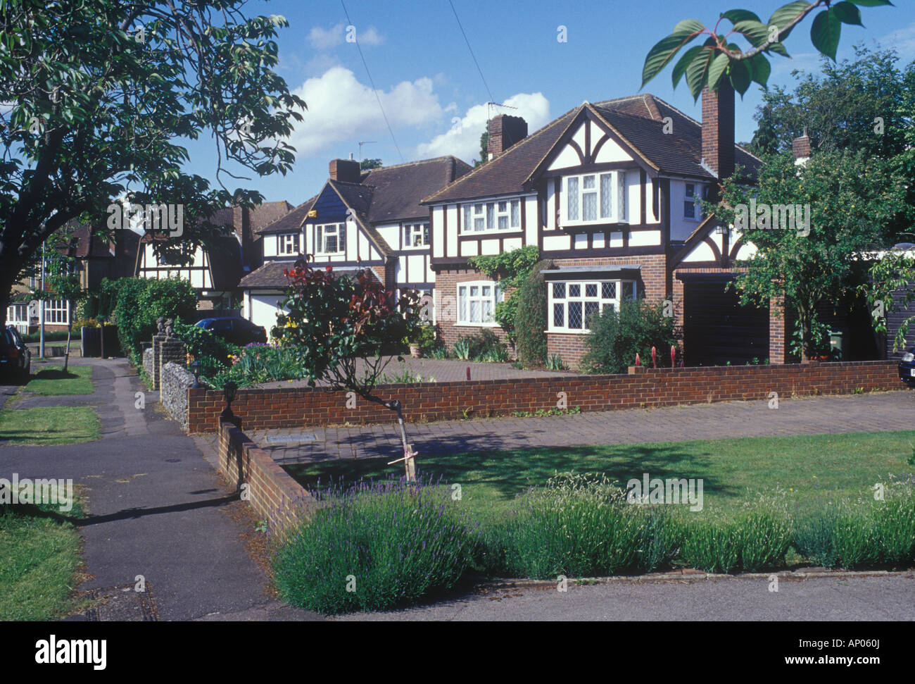Home home counties hi-res stock photography and images - Alamy