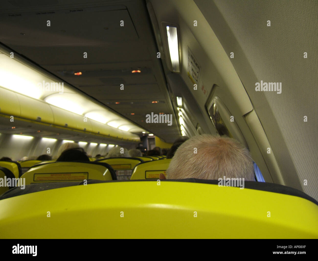 Ryan air window seat hi-res stock photography and images - Alamy