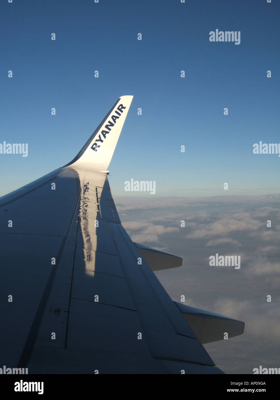 wing of ryanair plane in morning sun Stock Photo - Alamy
