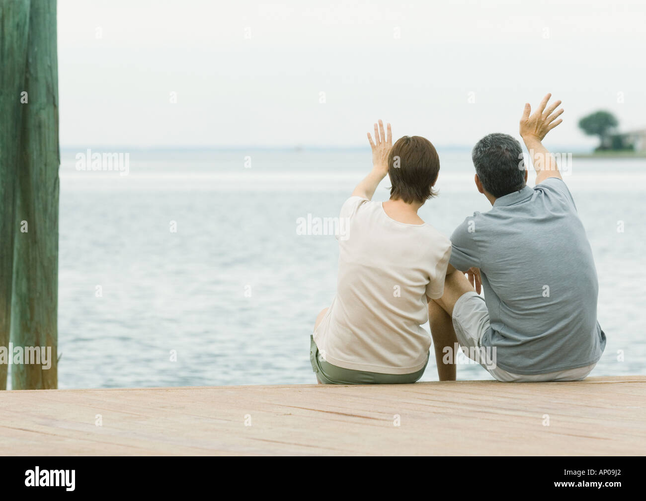 Couple Waving Goodbye High Resolution Stock Photography and Images - Alamy