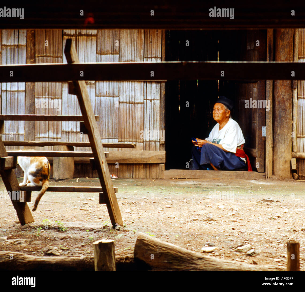 Poor thai woman hi-res stock photography and images - Alamy