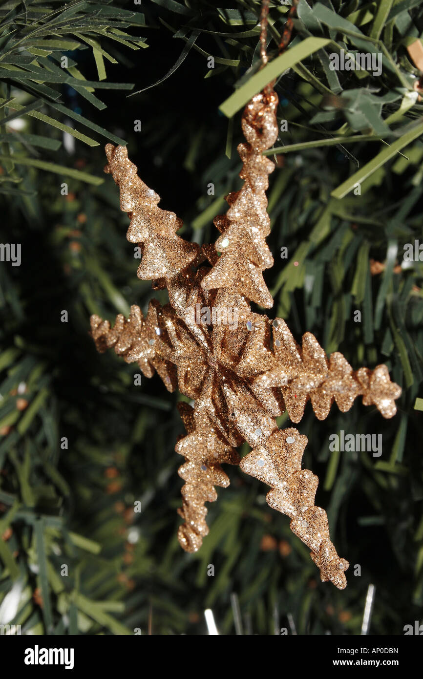 gold star on tree Stock Photo - Alamy