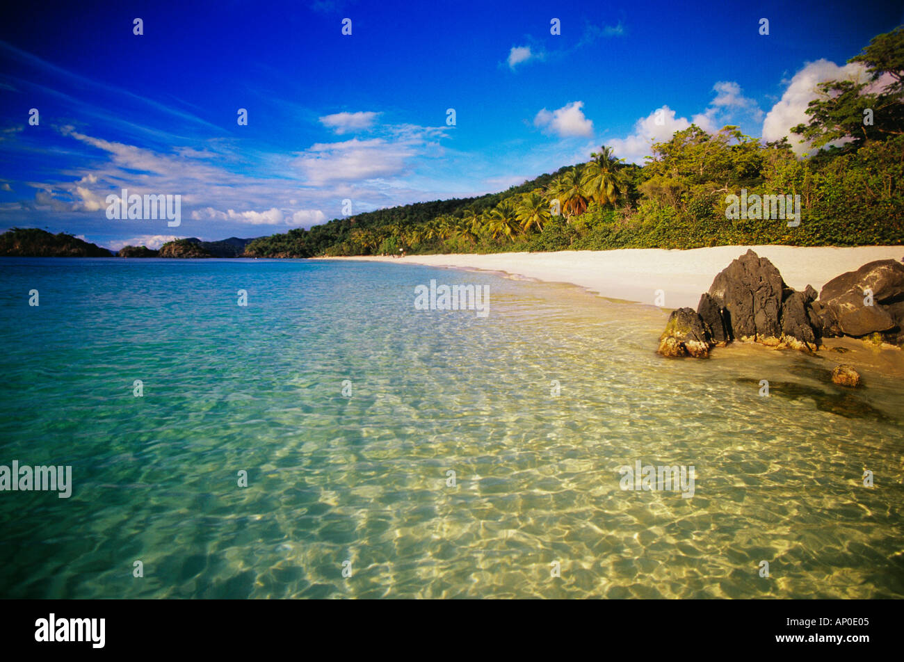 Virgin island national park trunk bay hi-res stock photography and ...
