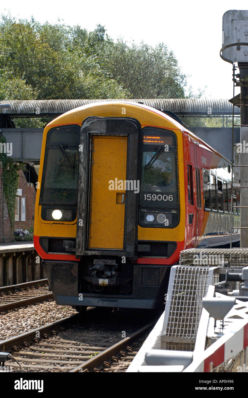 Diesel powered train hi-res stock photography and images - Alamy