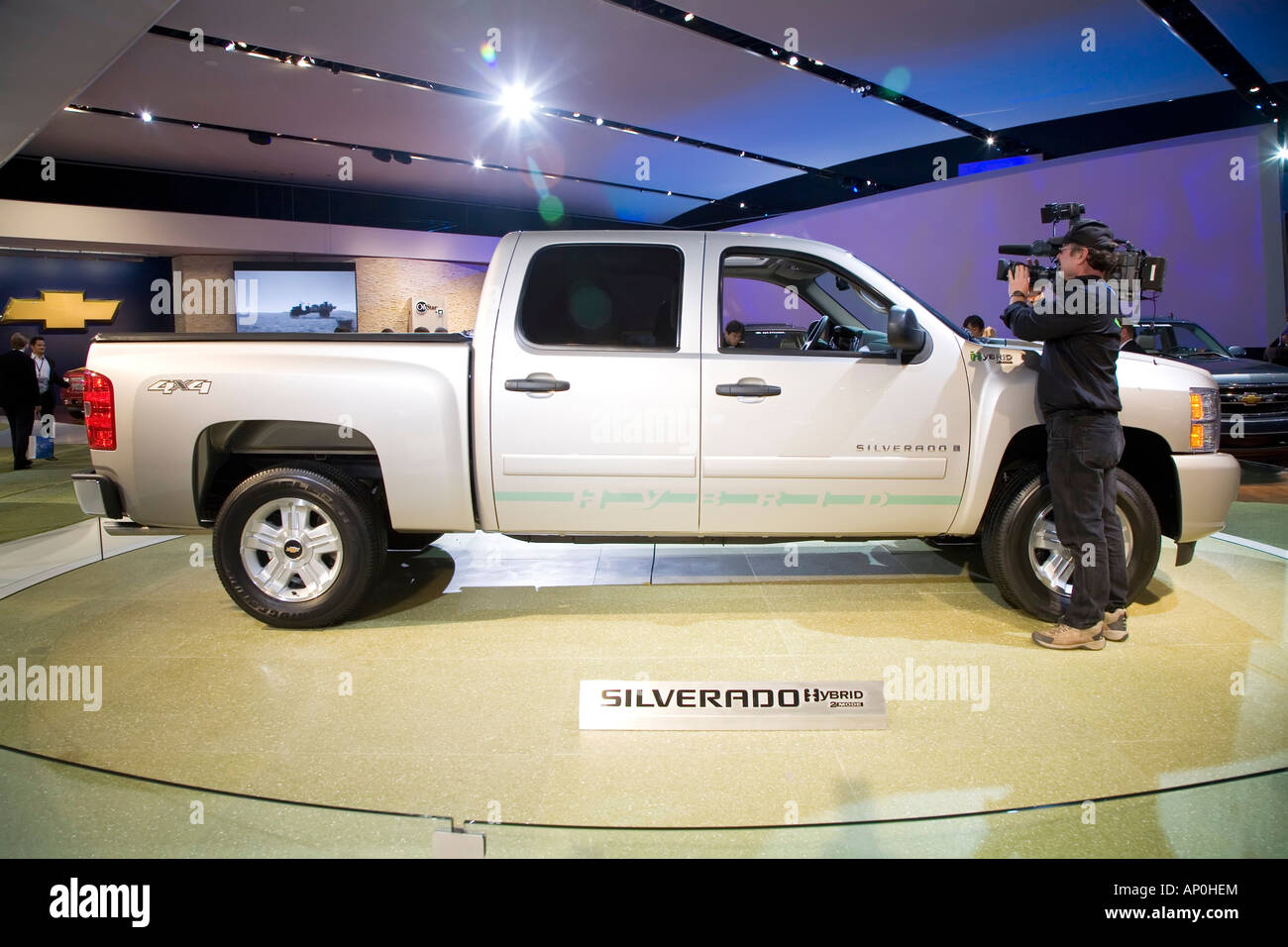 Chevrolet Silverado hybrid Stock Photo - Alamy